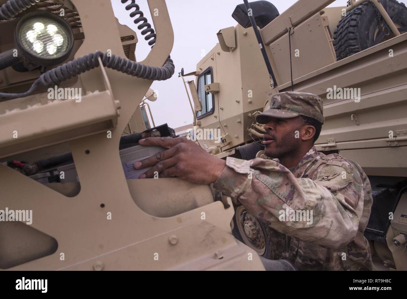 Palletized load system hi-res stock photography and images - Alamy