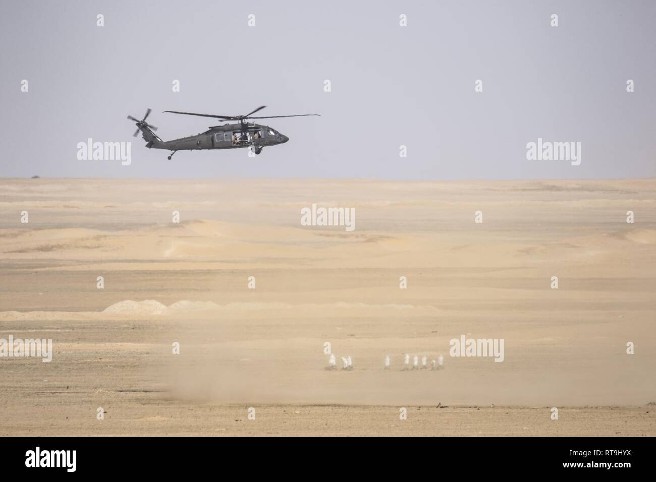 Flight crews from the Kansas National Guard’s 1st Battalion, 108th ...