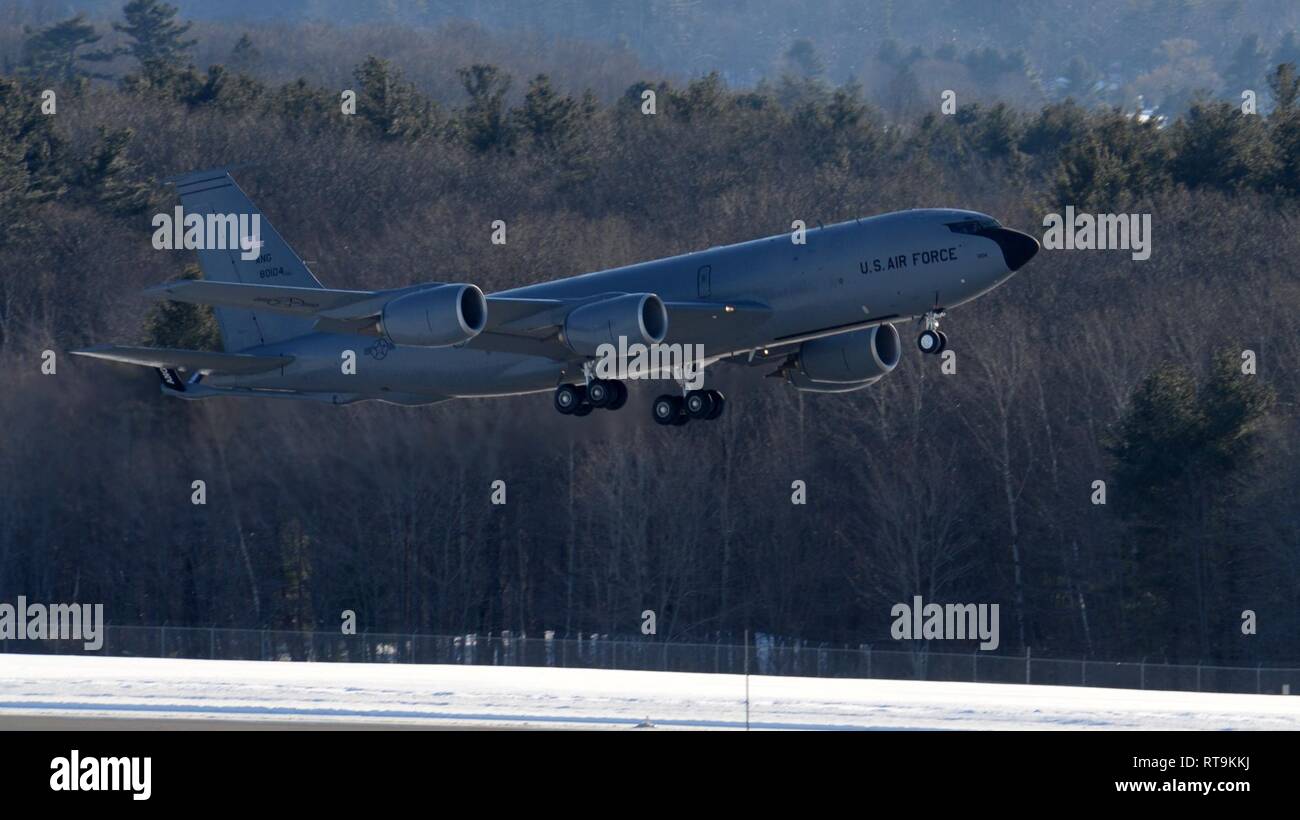 157th air refueling wing hi-res stock photography and images - Alamy