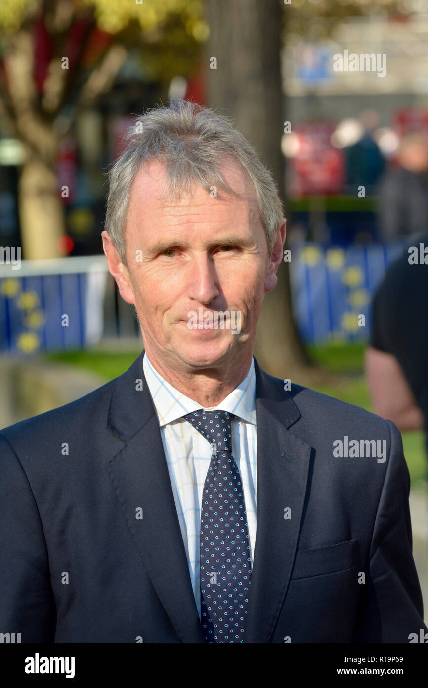 Nigel evans mp hi-res stock photography and images - Alamy
