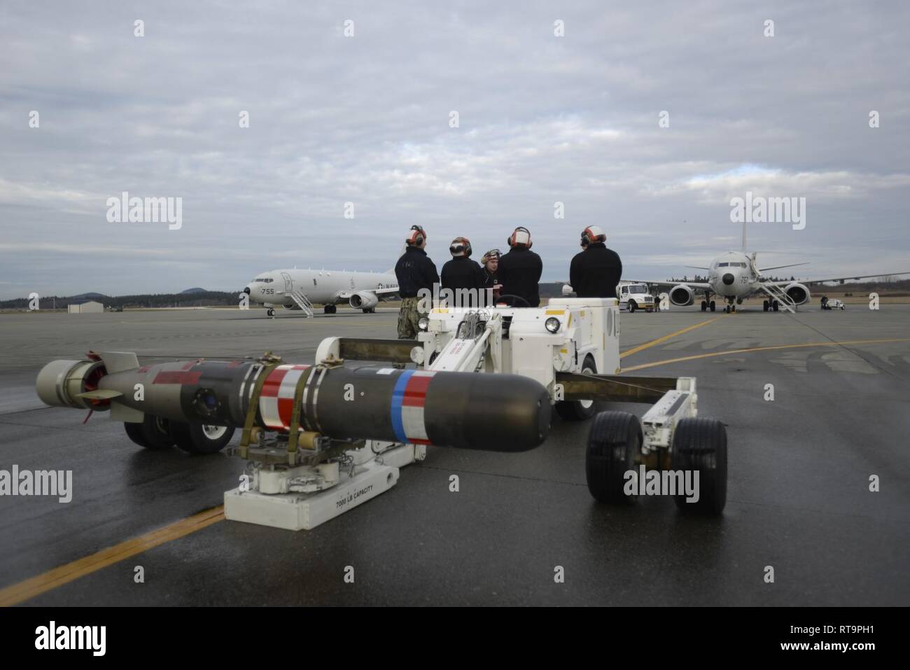 P 8a poseidon torpedo hi-res stock photography and images - Alamy