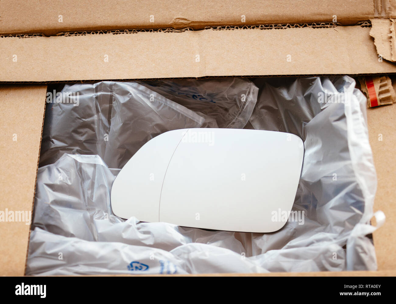 Inspecting shipping containers hi-res stock photography and images - Alamy