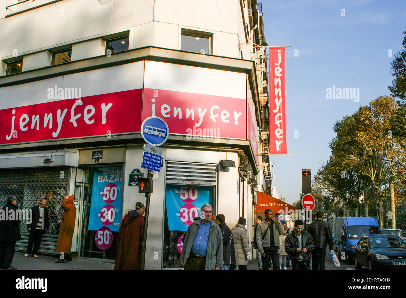 Barbes district hi-res stock photography and images - Alamy