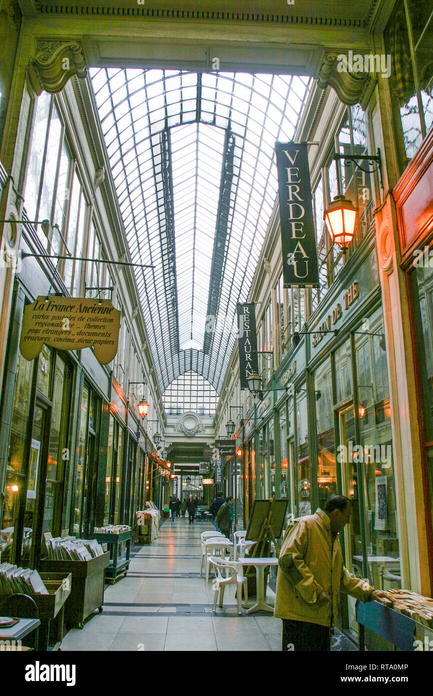 Passage Verdeau, Montmartre, Paris, France Stock Photo - Alamy