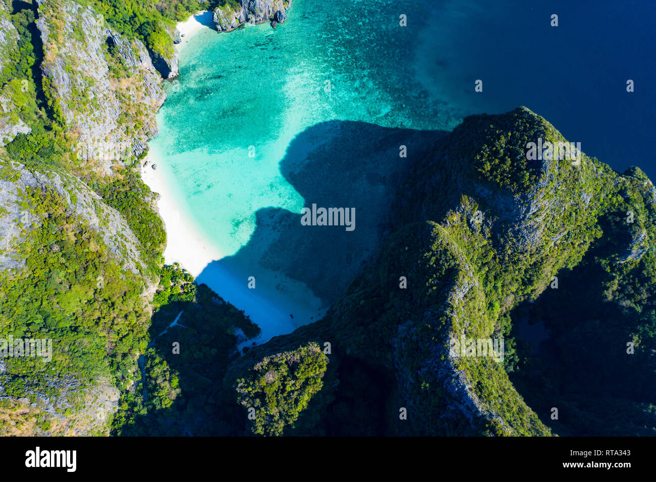 View from above, stunning aerial view of Koh Phi Phi Leh with the beautiful beach of Maya Bay ...