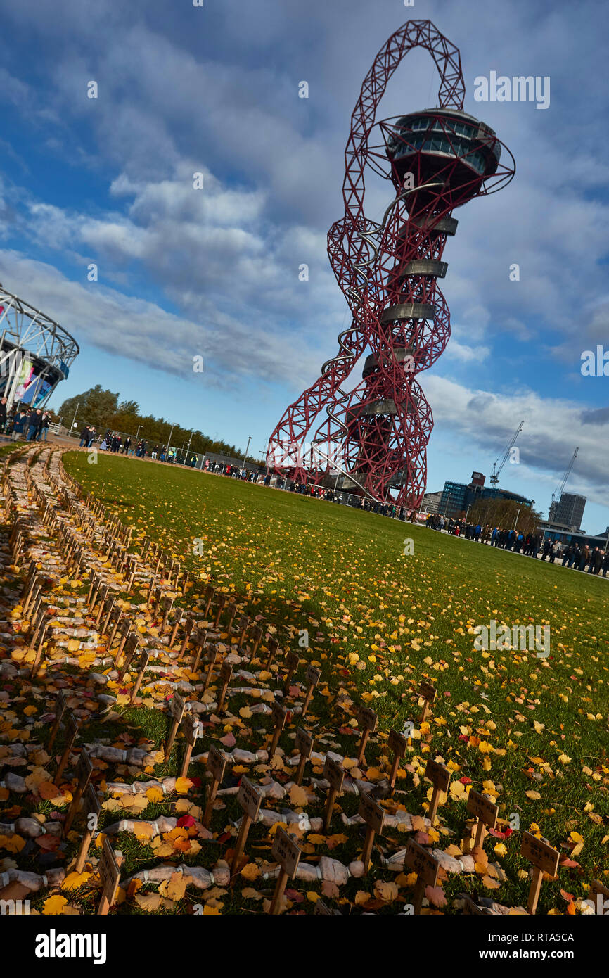 Lower lea valley olympic park hi-res stock photography and images - Alamy