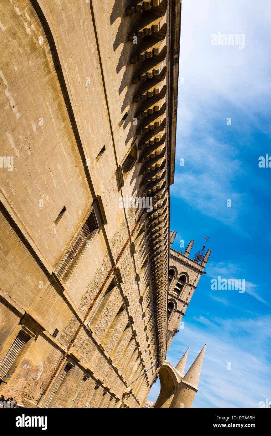 Cathedrale saint pierre de montpellier hi-res stock photography and ...