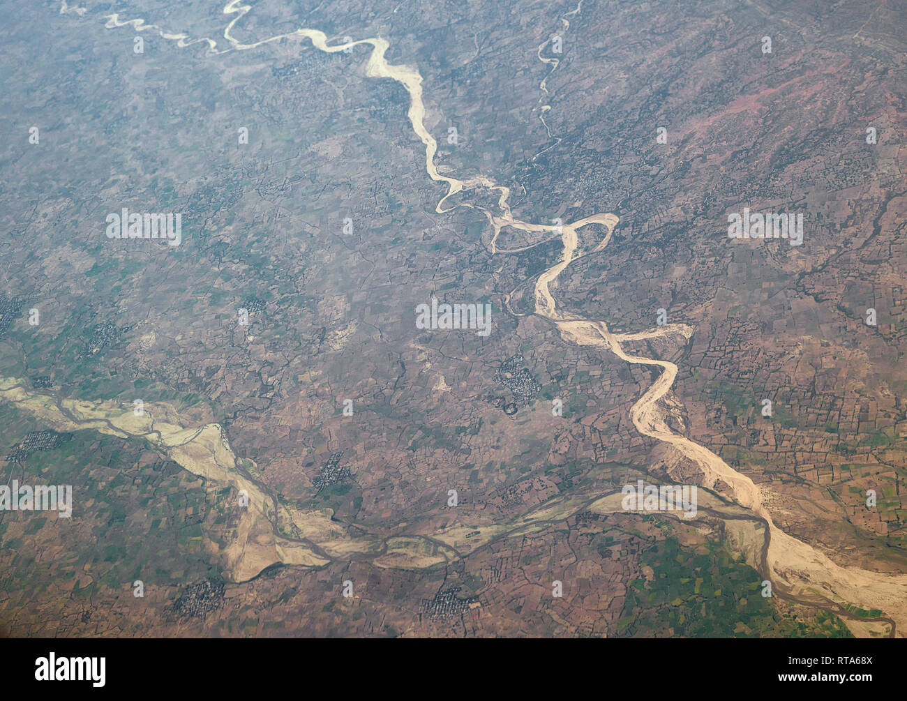 Dry riverbeds hi-res stock photography and images - Alamy