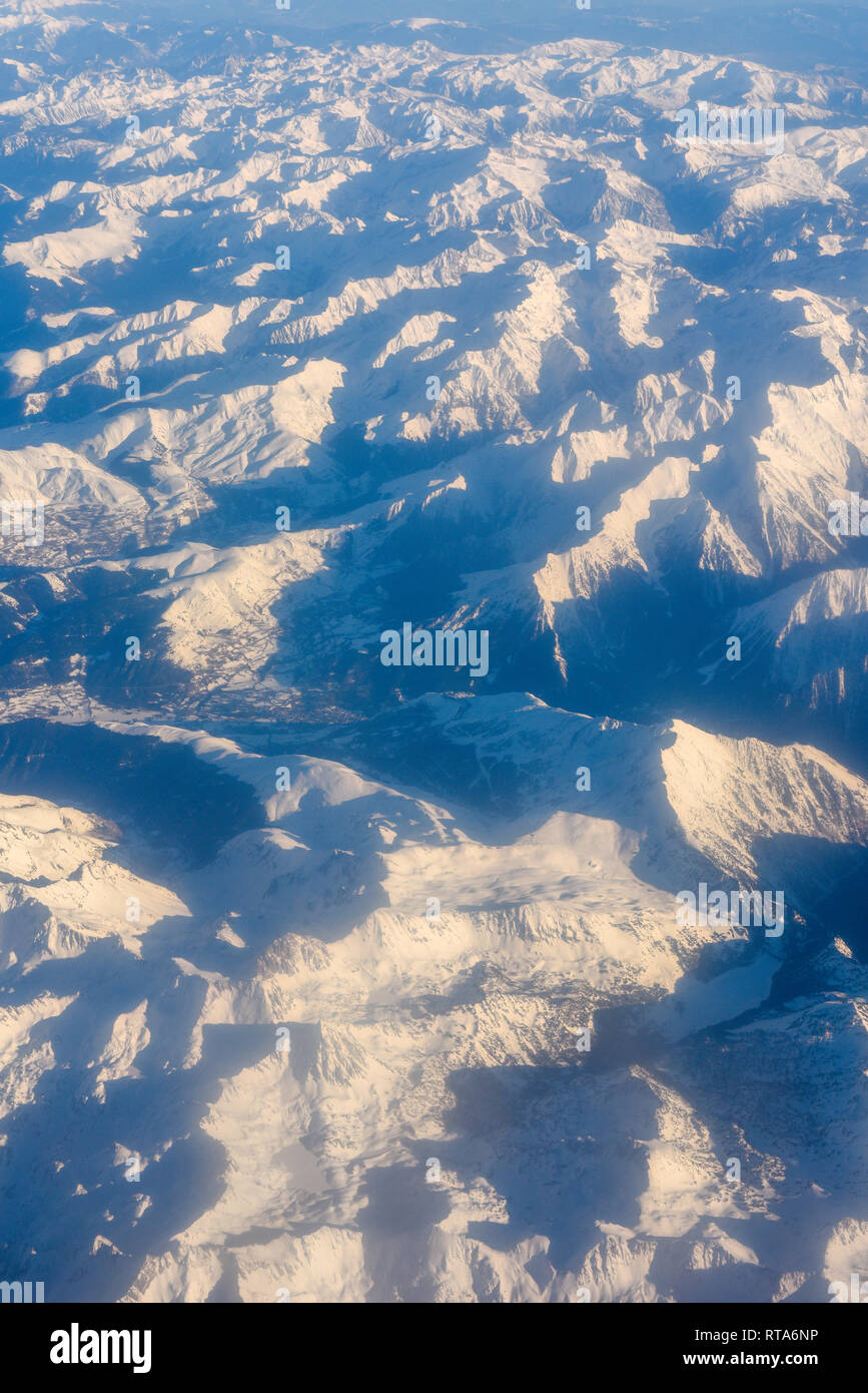 Pyrenees mountains border aerial hi-res stock photography and images ...