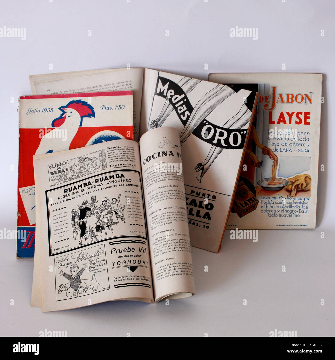 French home magazine hi-res stock photography and images - Alamy