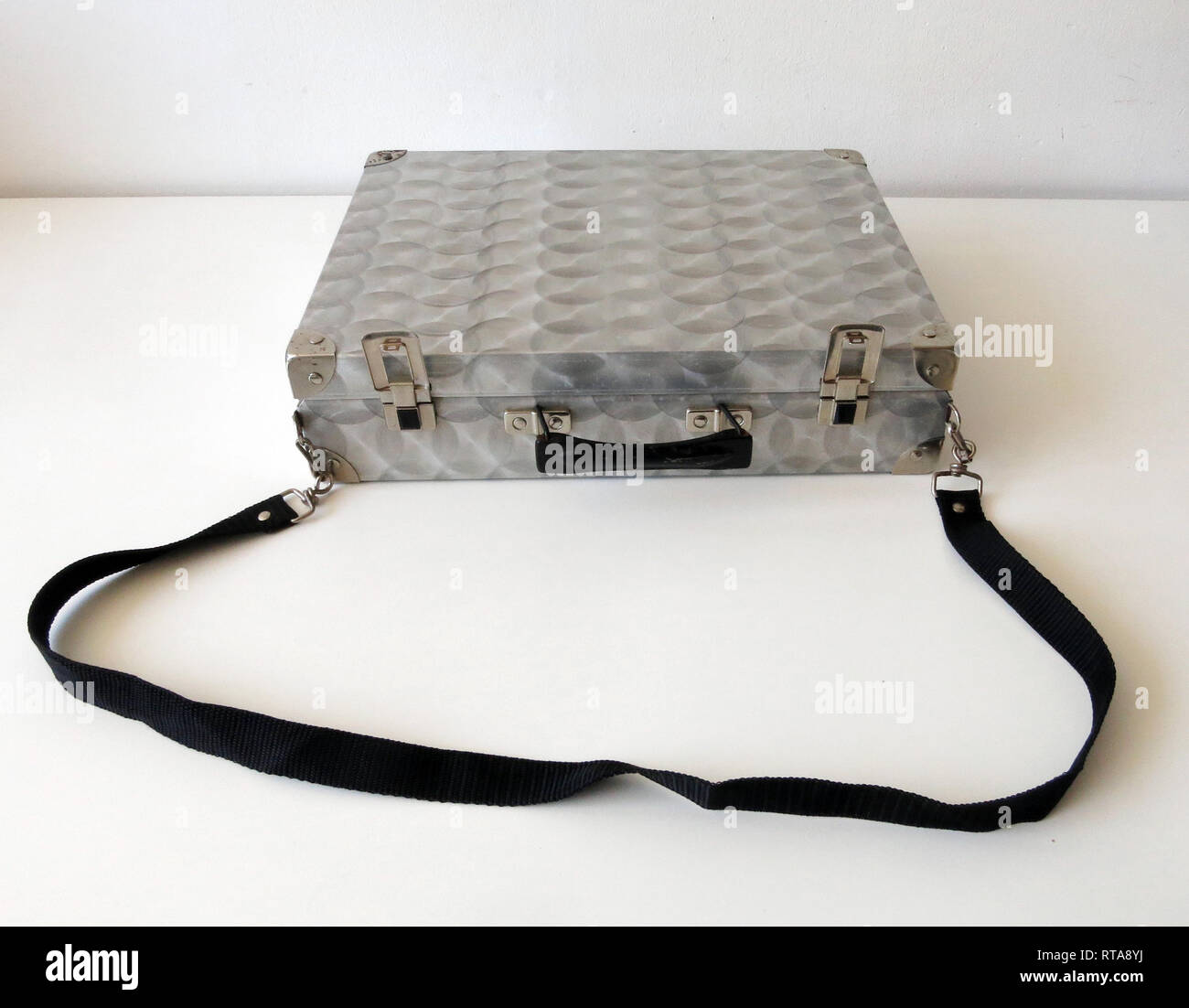 Metal handbag strap hi-res stock photography and images - Alamy