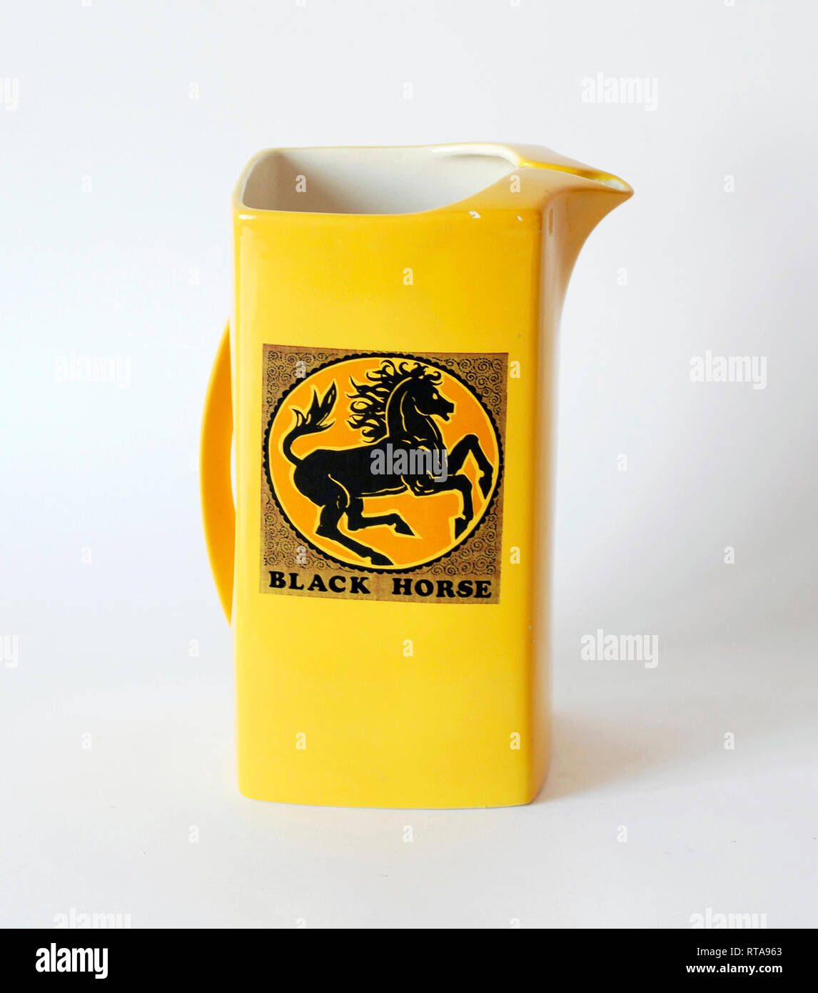 Vintage ceramic jug, advertising White Horse whiskey Stock Photo - Alamy