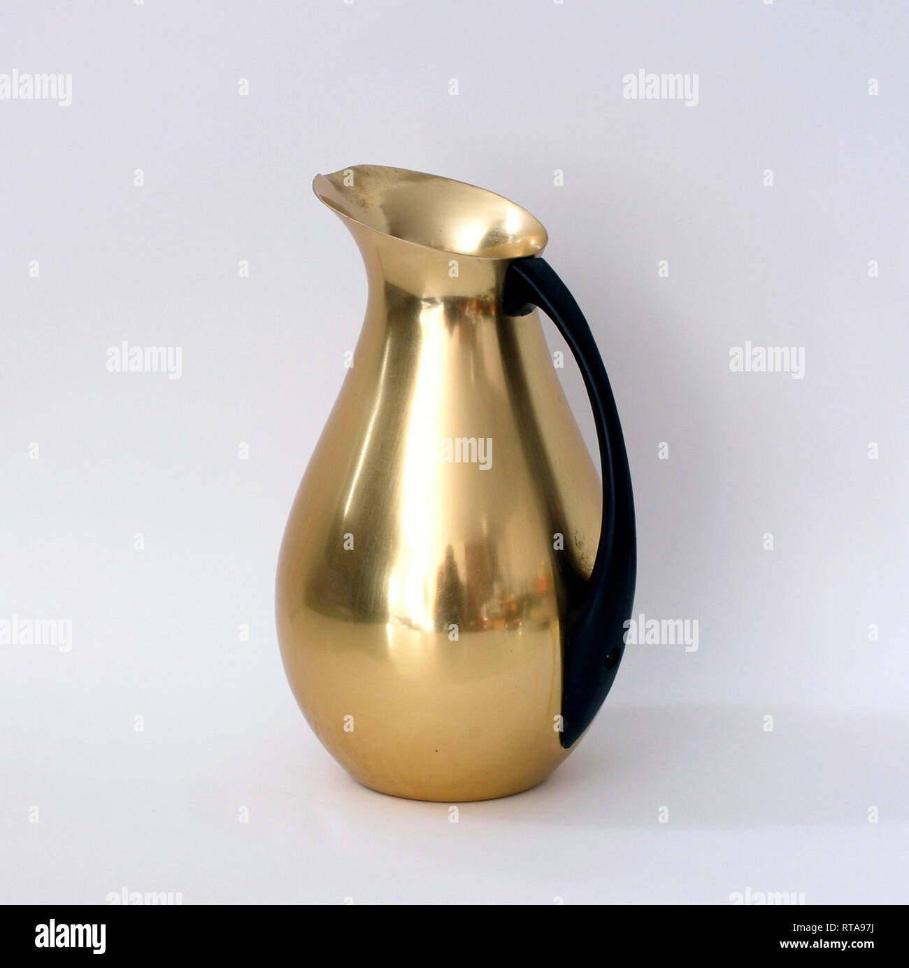 Aluminum jug hi-res stock photography and images - Alamy