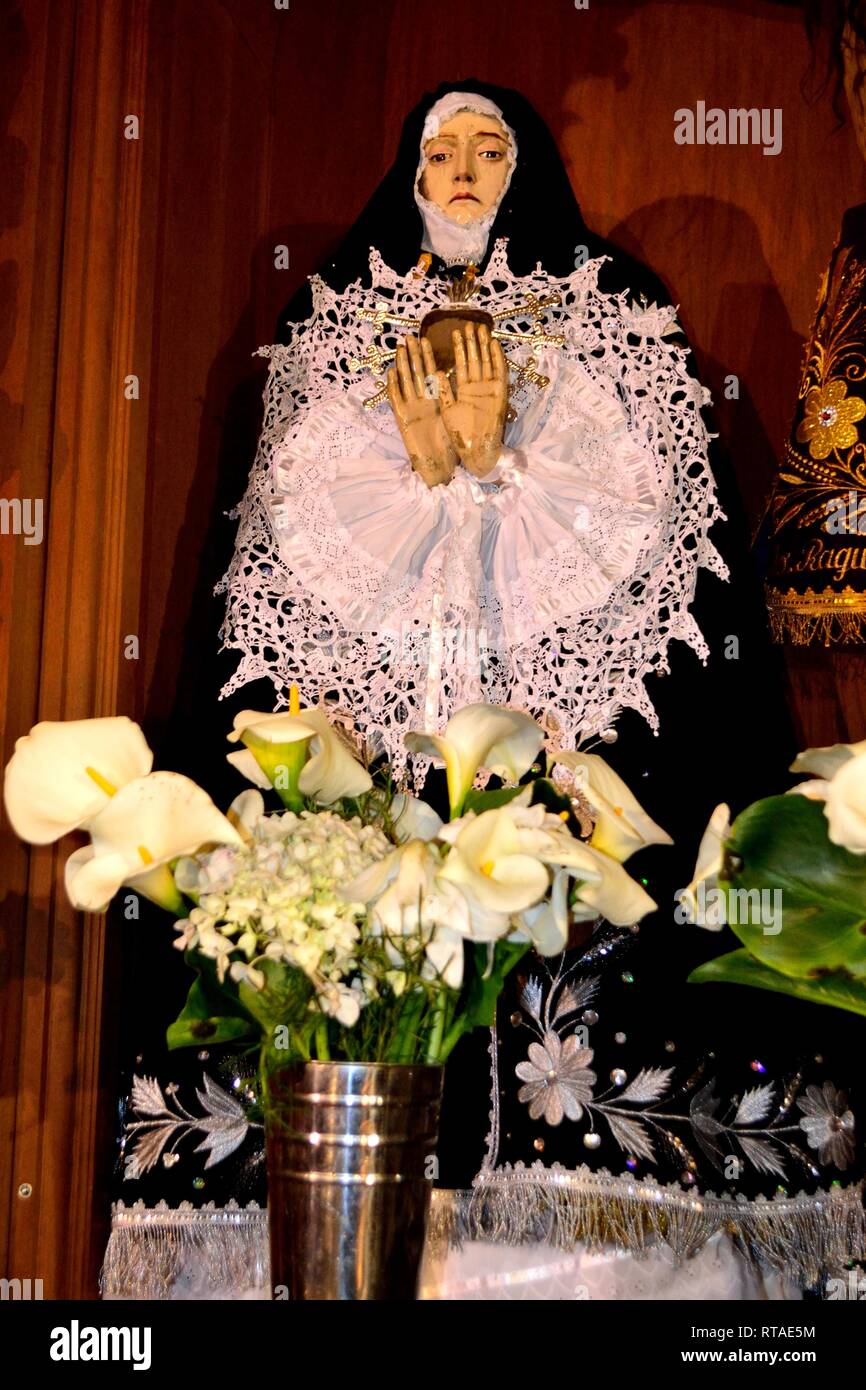 Mama Ashu Virgin in the Sanctuary Ntra Sra Asuncion in CHACAS - National park HUASCARAN ...