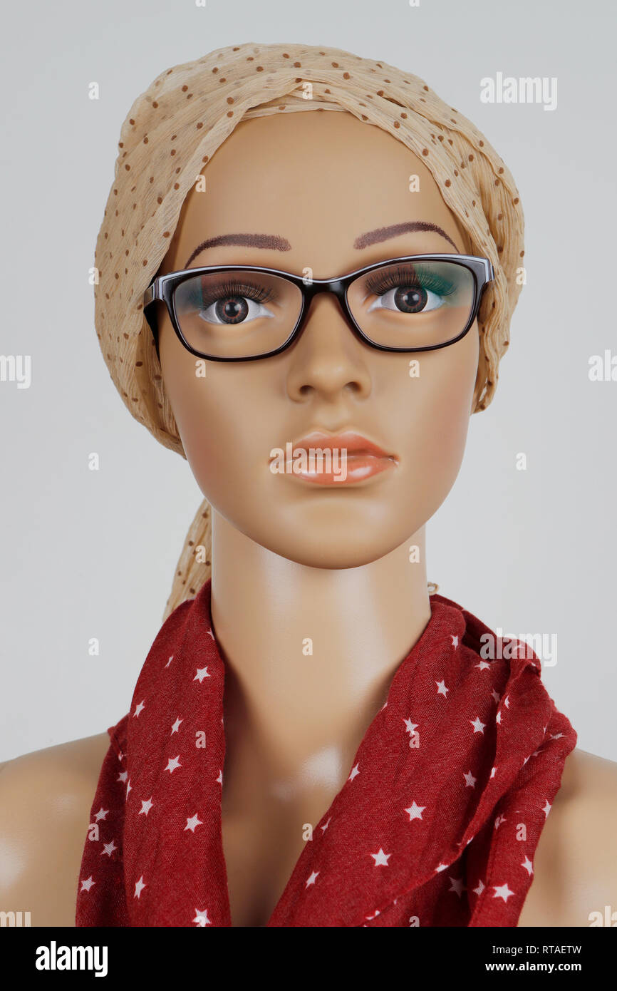 Female Dummy High Resolution Stock Photography and Images - Alamy