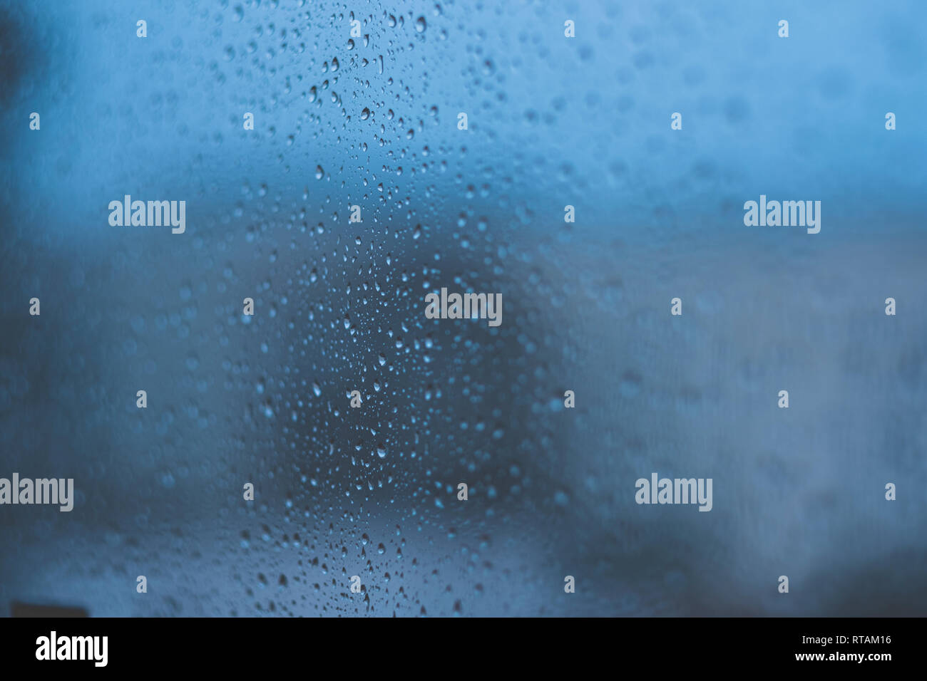 Backdrop of raindrops on window hi-res stock photography and images - Alamy