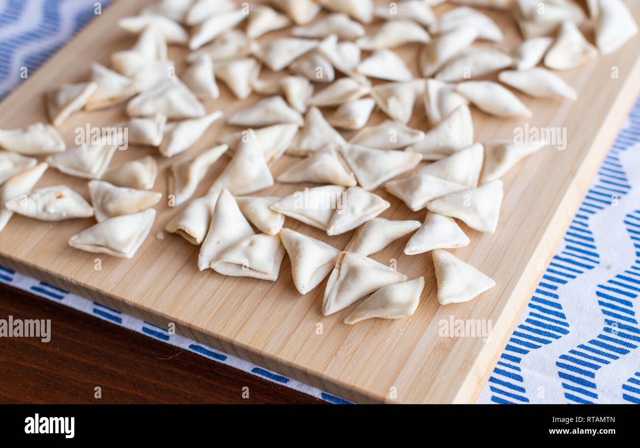 Raw, uncooked manti AKA turkish ravioli. Traditional turkish food ...