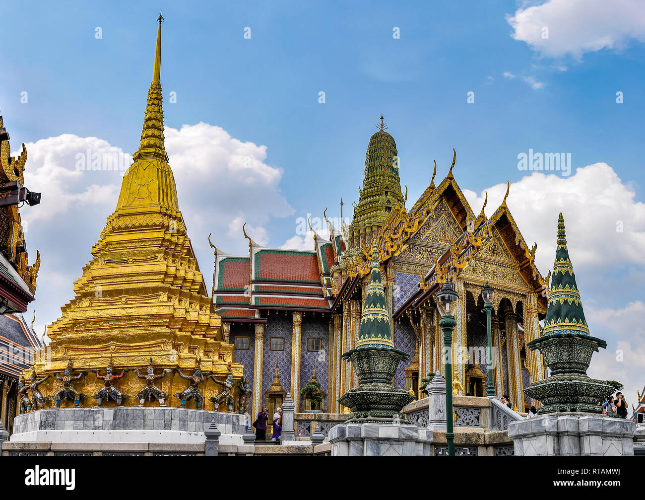 Emerald Temple in the Grand Palace in Bangkok, Thailand Stock Photo - Alamy