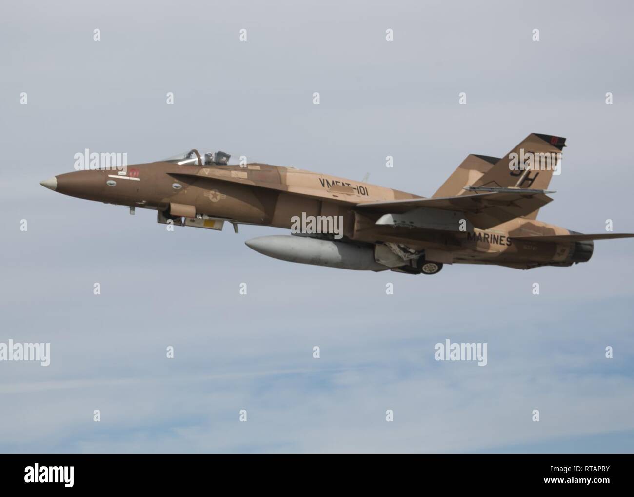 An F/A-18C Hornet with Marine Fighter Attack Training Squadron (VMFAT ...