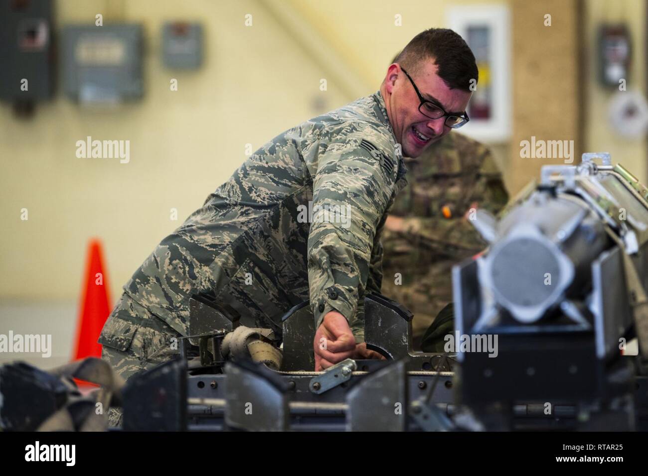 27th special operations maintenance group hi-res stock photography and ...