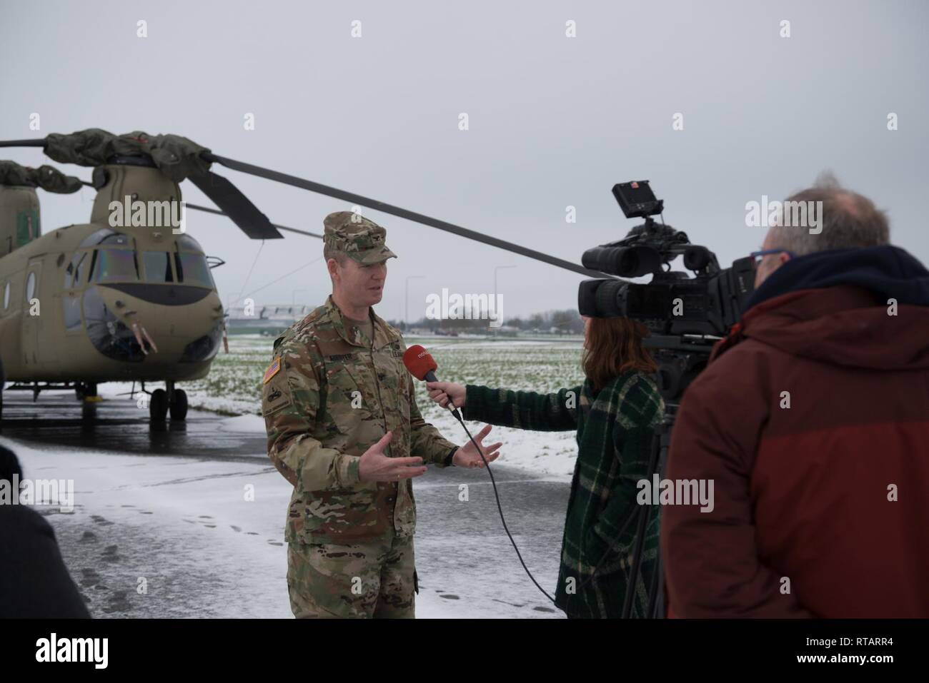 U.S. Army Col. Sean Hunt Kuester, commander of U.S. Army Garrison ...
