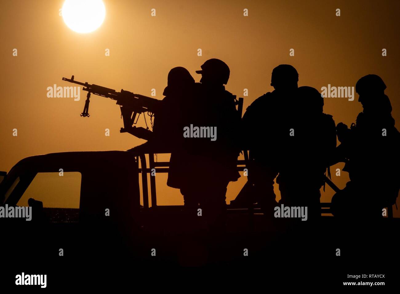 Jordan Armed Forces soldiers with the 5th Border Guard Force Battalion ...