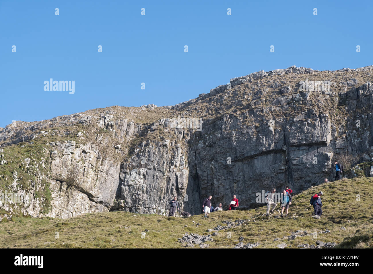 Victoria cave dales hi-res stock photography and images - Alamy