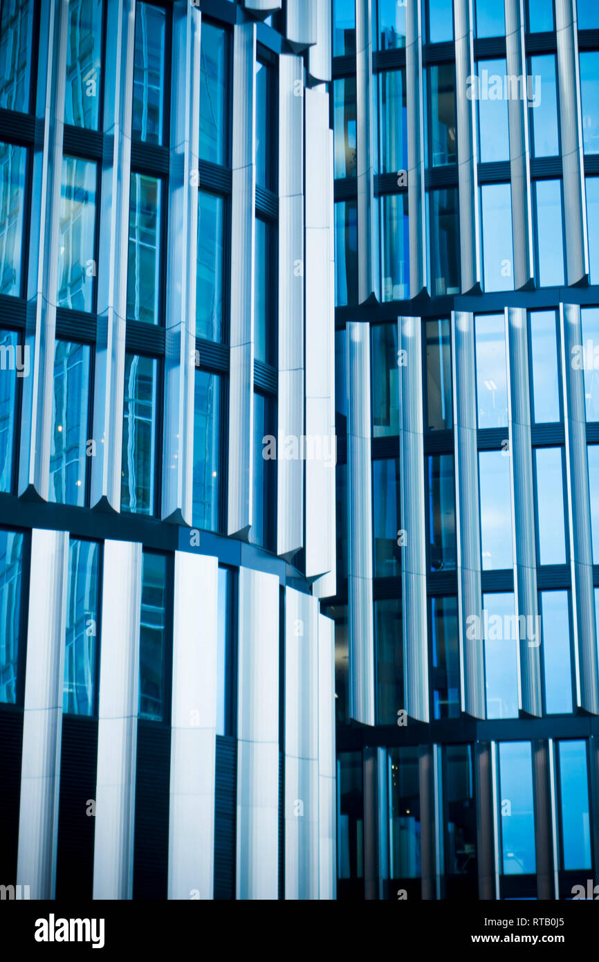 details of the new Main Point Pankrac office building in the Pankrác ...