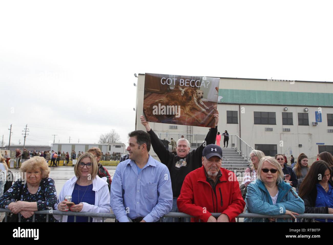 Soldiers of the 101st Combat Aviation Brigade, 101st Airborne Division ...