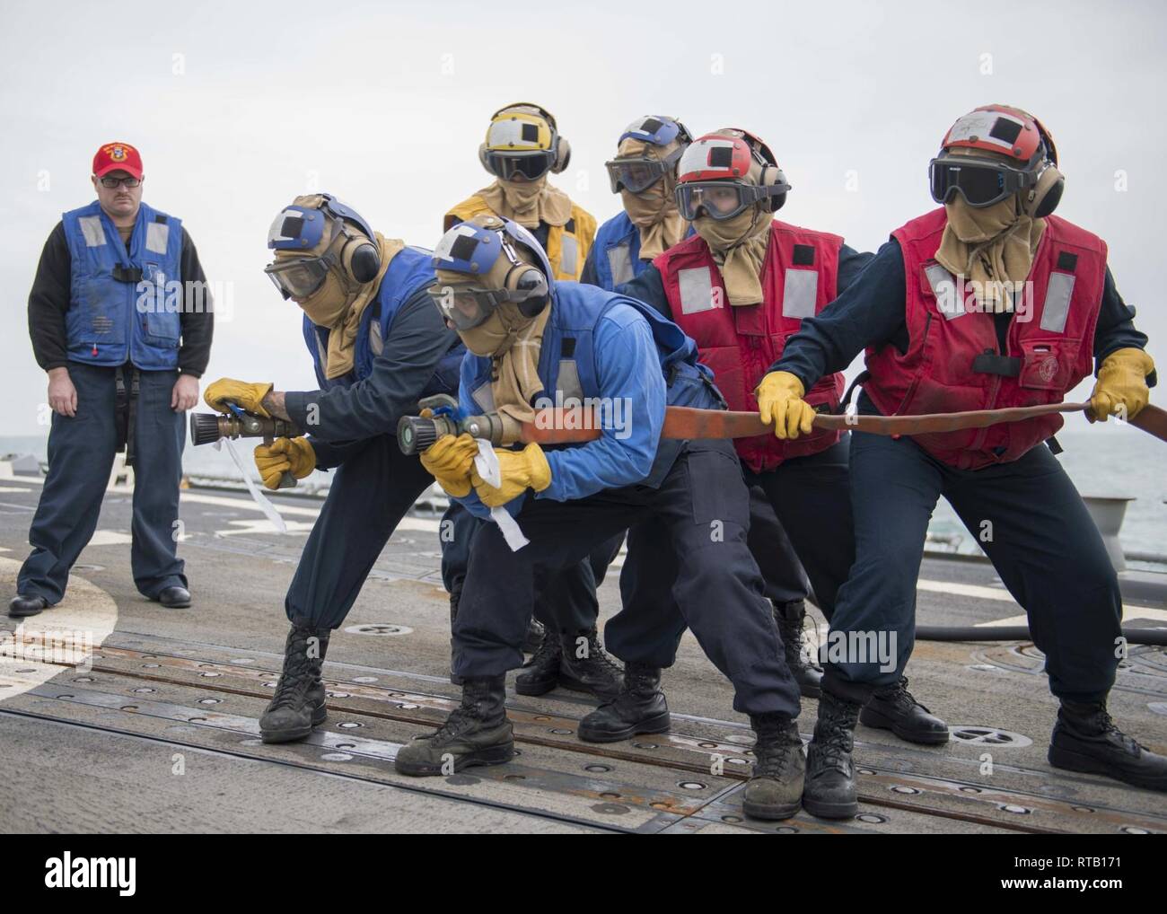 Crash and salvage crew hi-res stock photography and images - Alamy