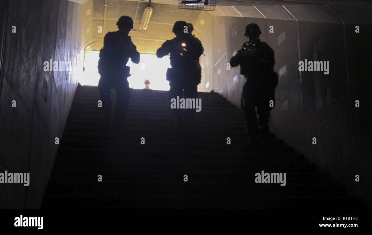 Marines with Charlie Company, Battalion Landing Team, 1st Battalion ...