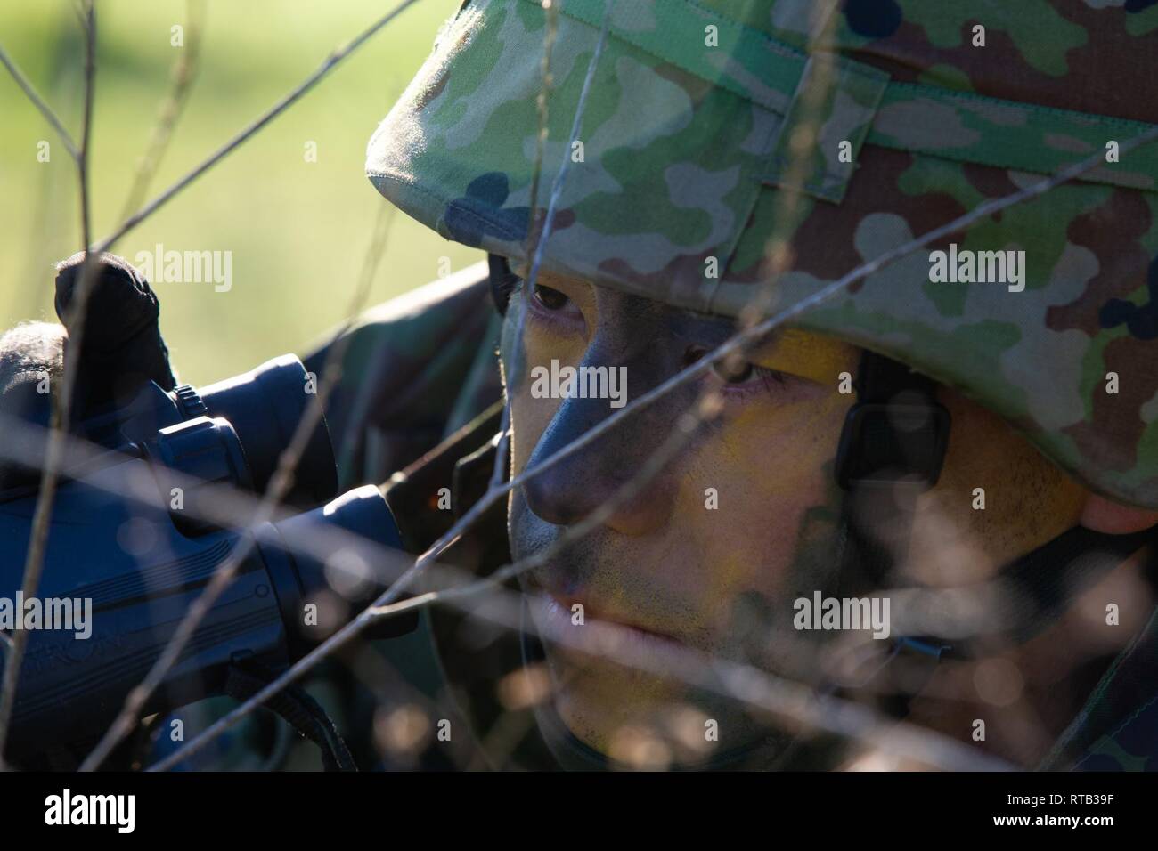 Soldiers from the 1st Amphibious Rapid Deployment Brigade, Japan Ground ...