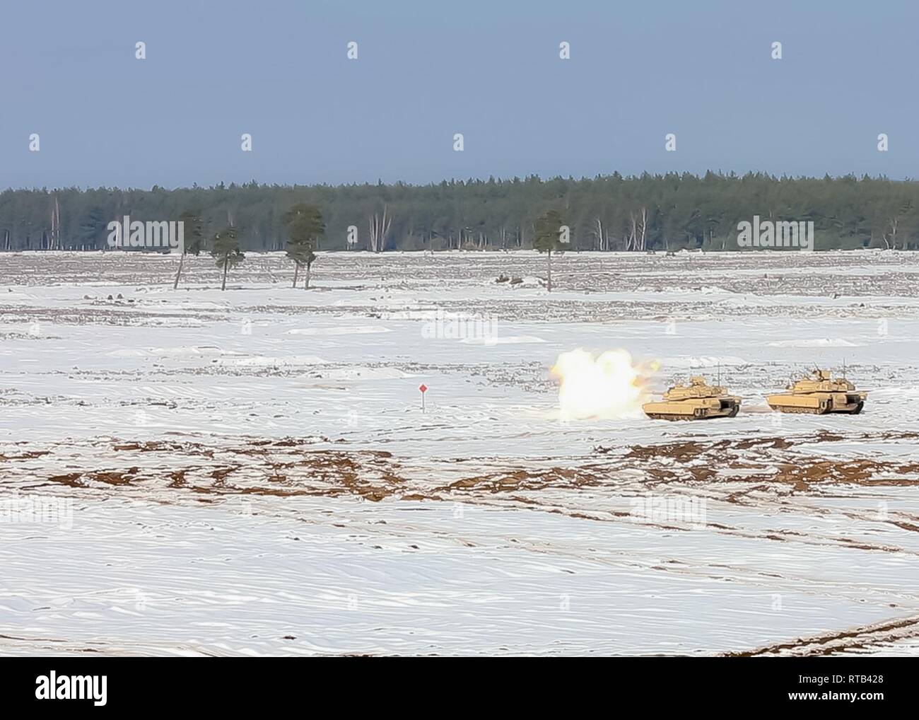ŚWIĘTOSZÓW, Poland (Feb. 6, 2019) - An M1 Abrams tank from the 1st ...