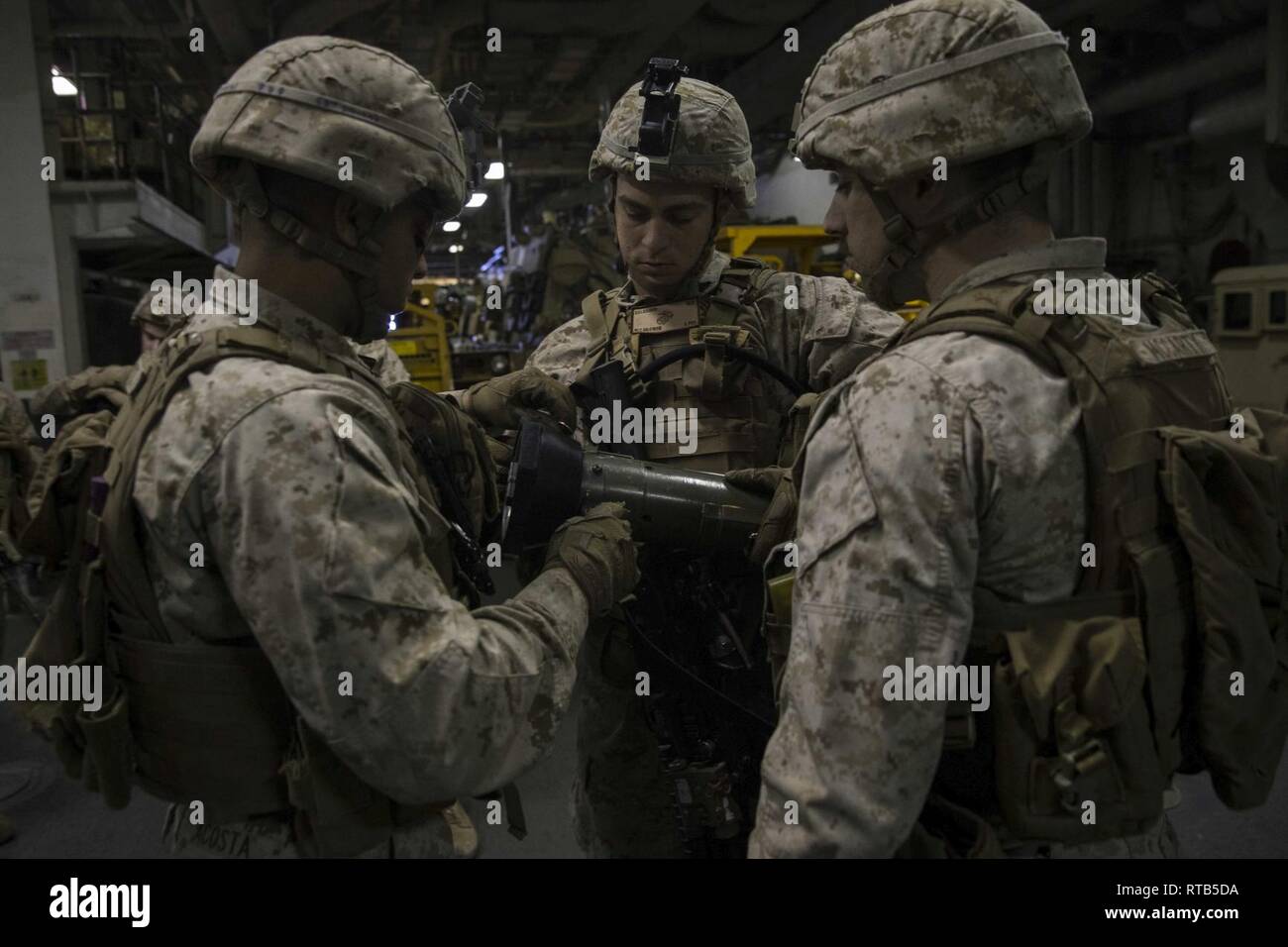 At4 rocket hi-res stock photography and images - Alamy