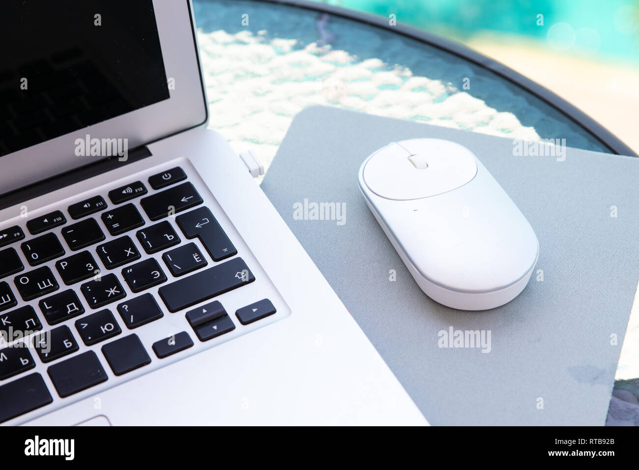 White computer mouse on the keyboard. Place for logo and text Stock ...