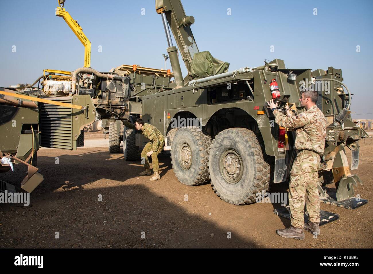 Australian army Craftsman Zachary Ross and British army Sgt. Gordon ...