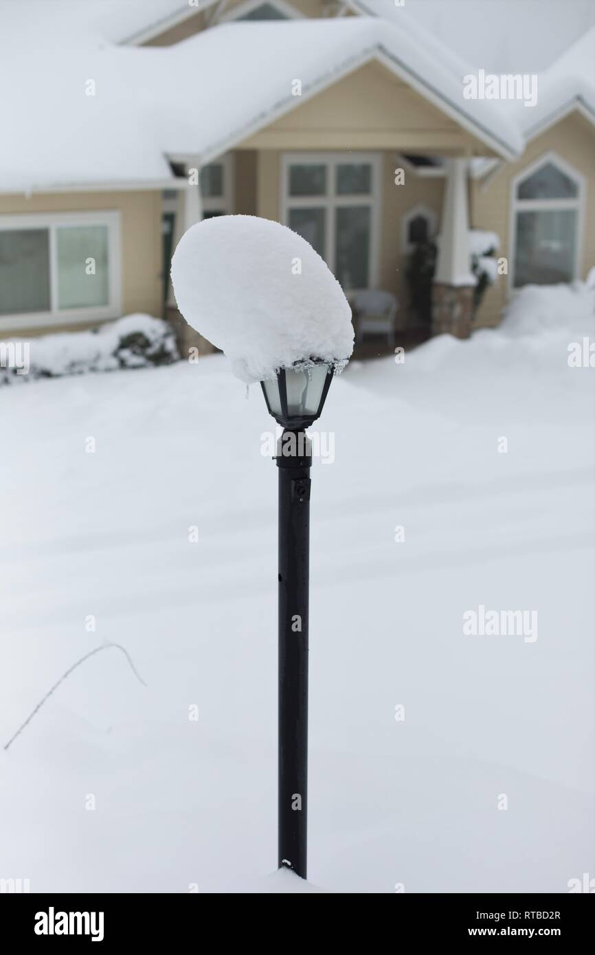 Lamp Post Snow High Resolution Stock Photography and Images - Alamy
