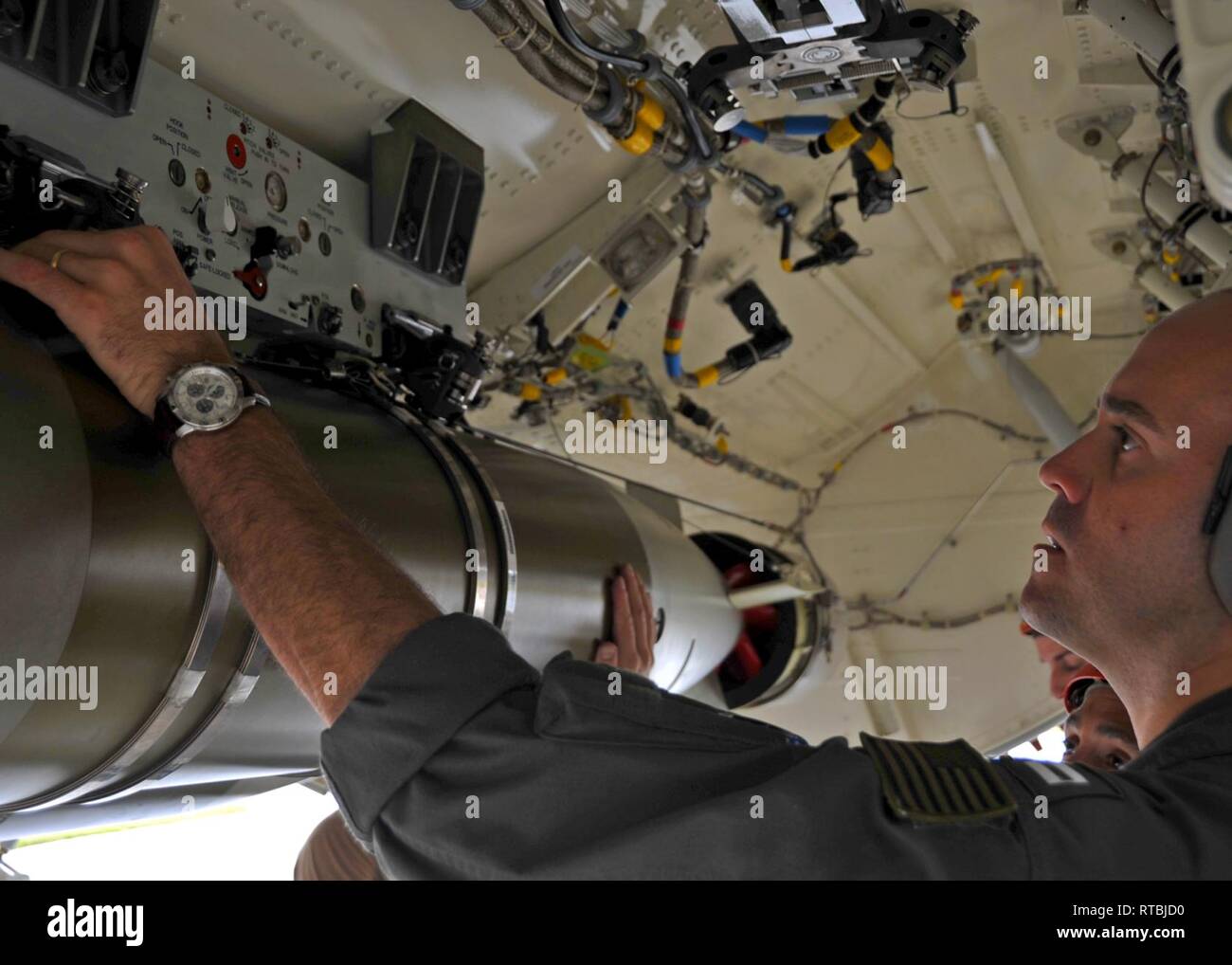 P 8a poseidon mk 54 torpedo hi-res stock photography and images - Alamy