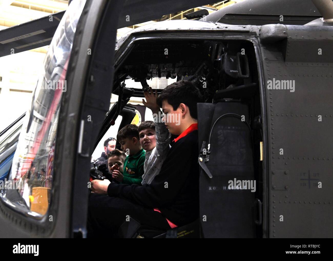 Army Aviation Support Facility #2 held a send off ceremony for ...