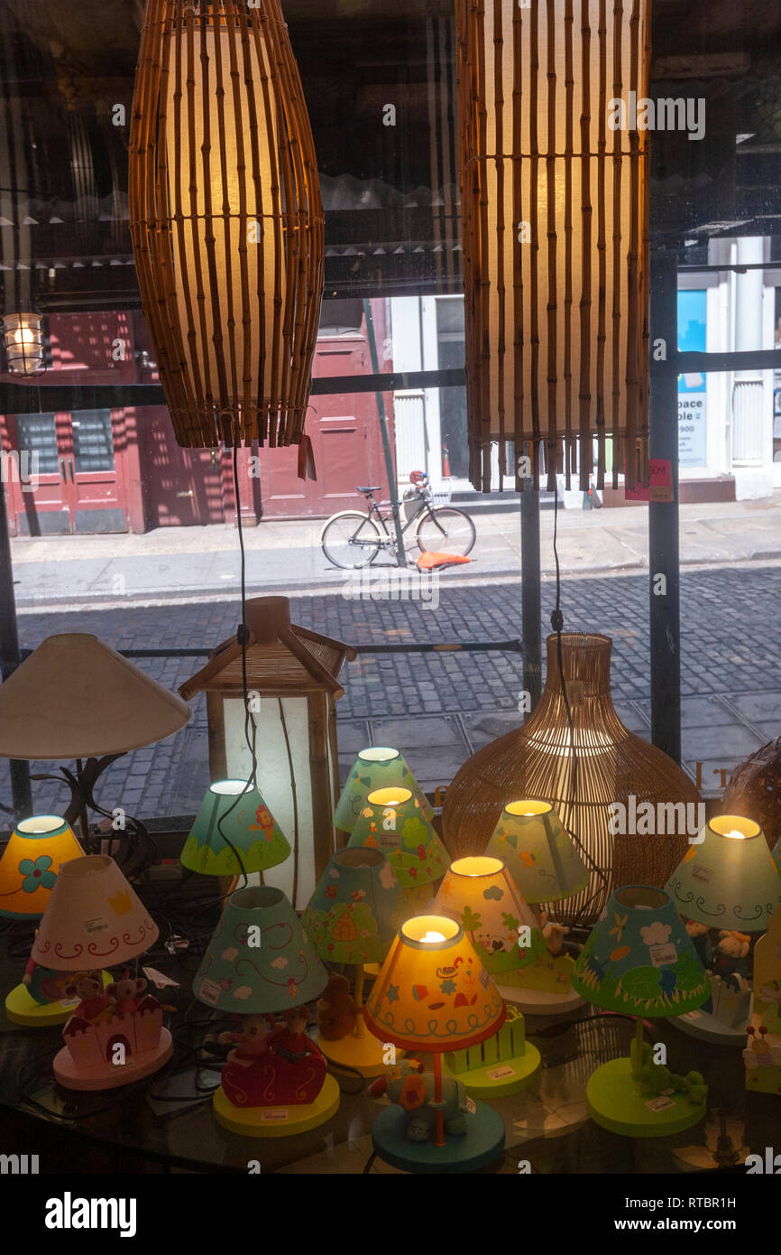 Lamps inside a Chinese shop in Chinatown, Manhattan, New York USA Stock ...