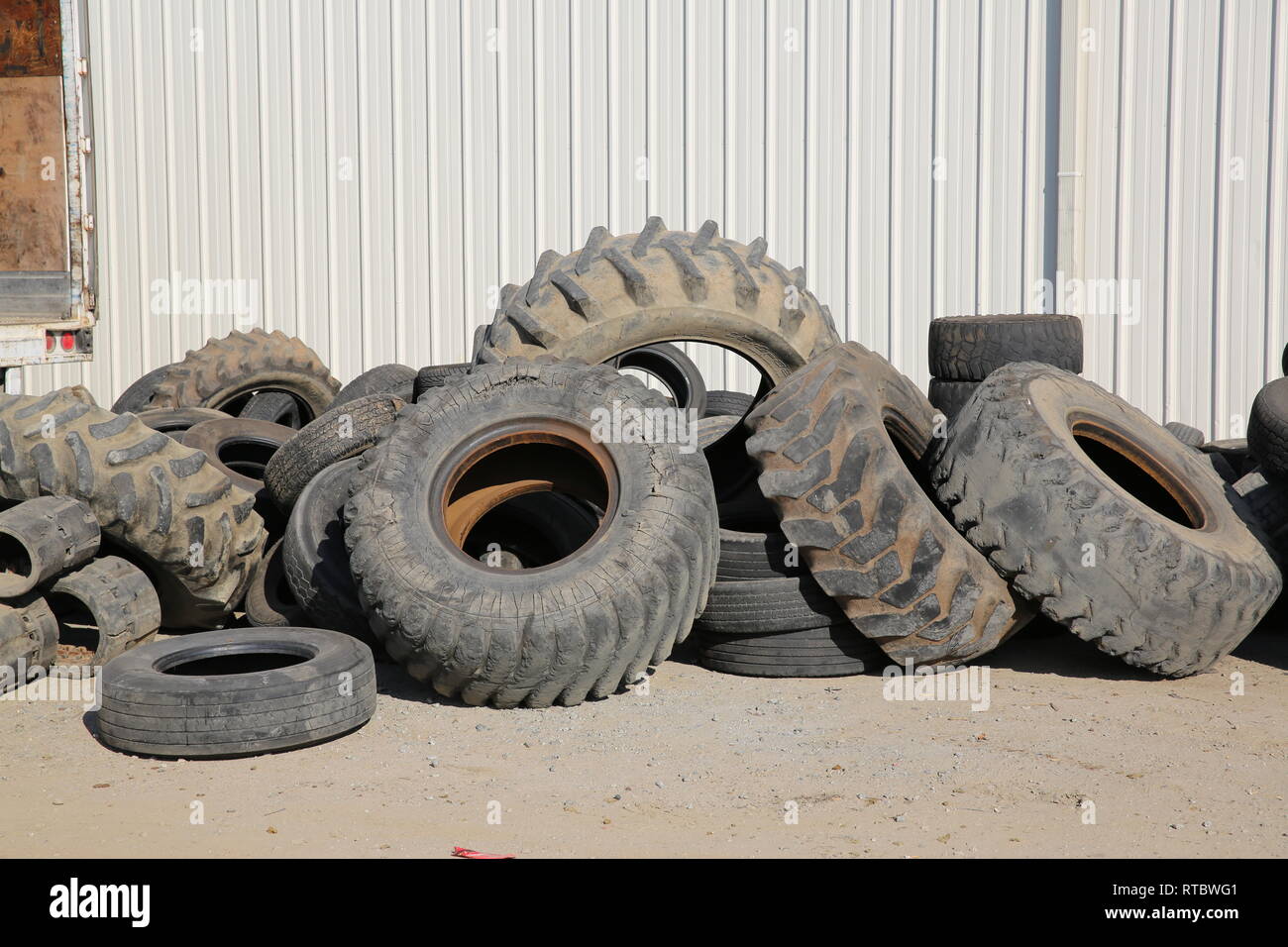 Tires and treads hi-res stock photography and images - Alamy