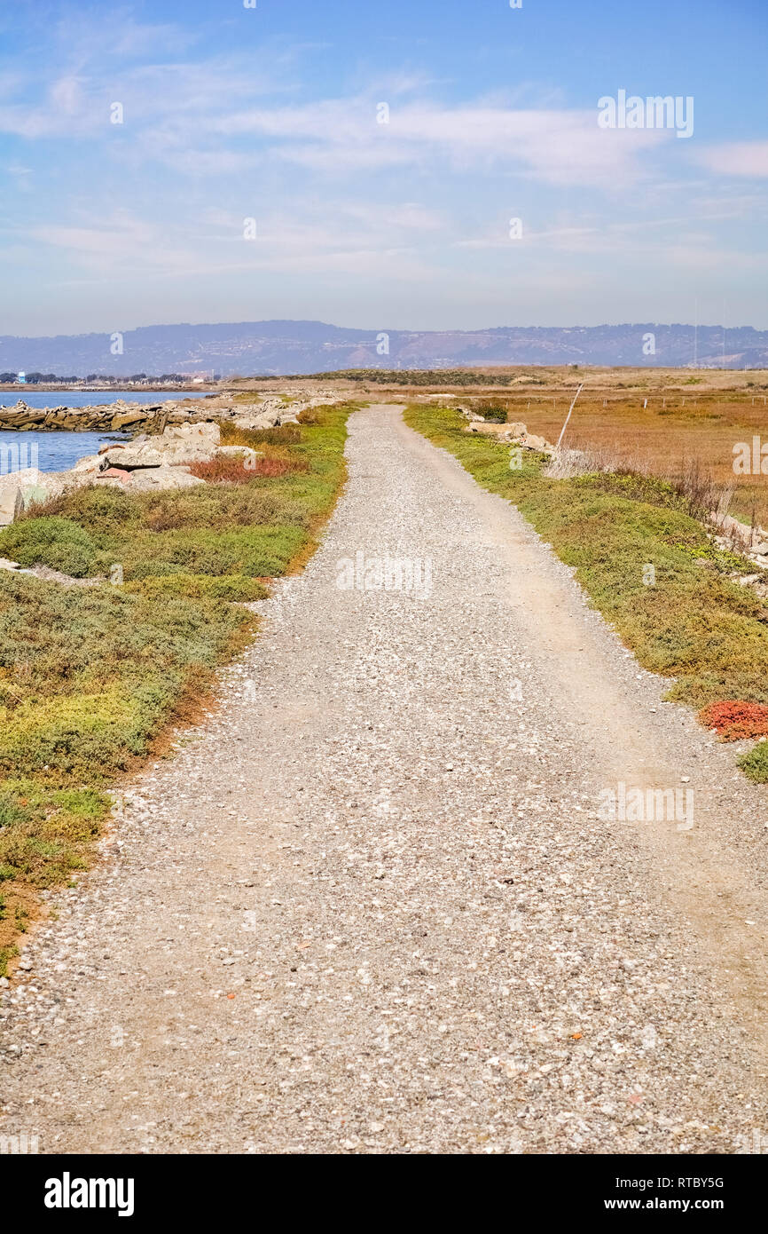 Gravel path in the rain hi-res stock photography and images - Alamy