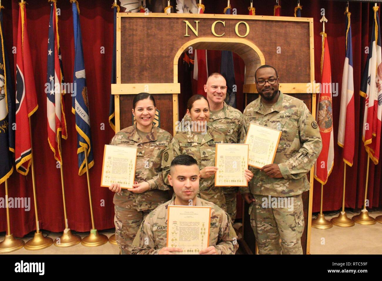 Deployment distribution support battalion hi-res stock photography and ...