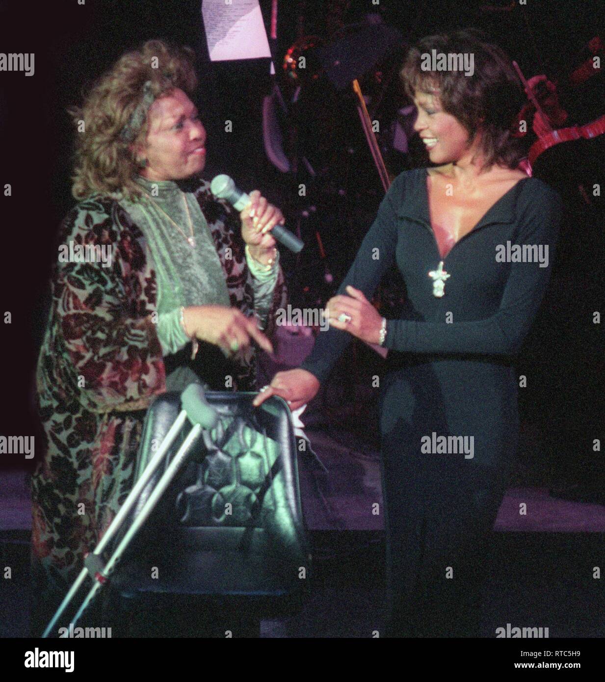 Cissy Houston and Whitney Houston 1995 Photo By John Barrett/PHOTOlink ...