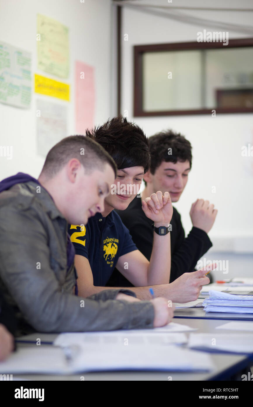 students studying English at a further education college in London ...