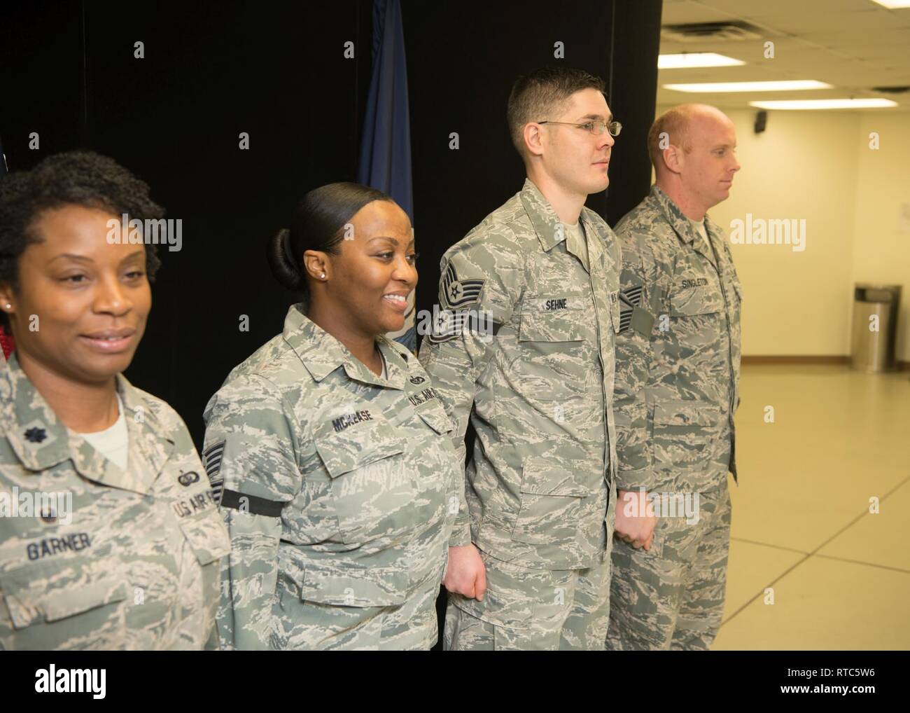 192nd support squadron hi-res stock photography and images - Alamy