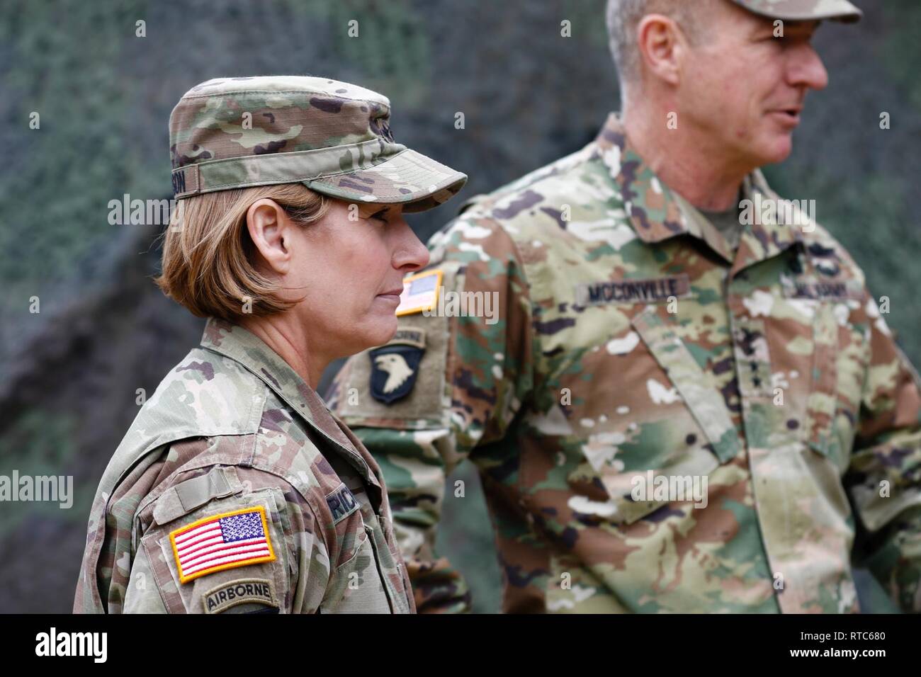 Lt gen laura richardson hi-res stock photography and images - Alamy