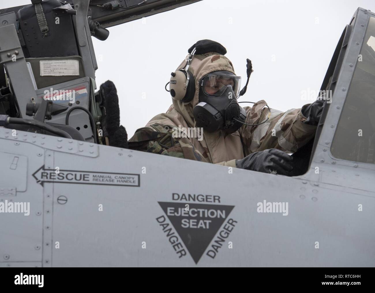 124th aircraft maintenance squadron hi-res stock photography and images ...
