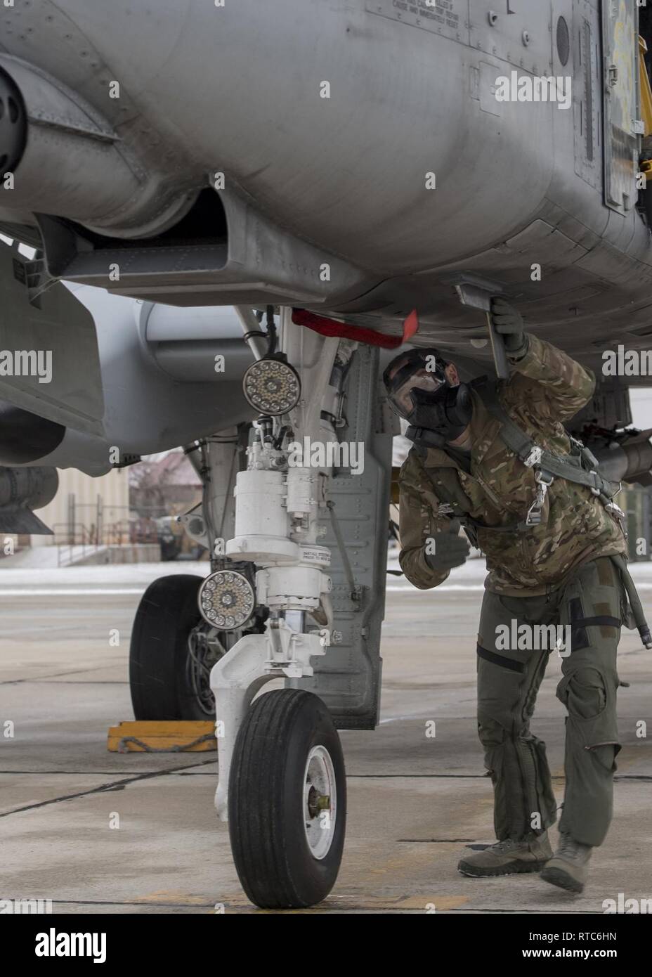 124th aircraft maintenance squadron hi-res stock photography and images ...