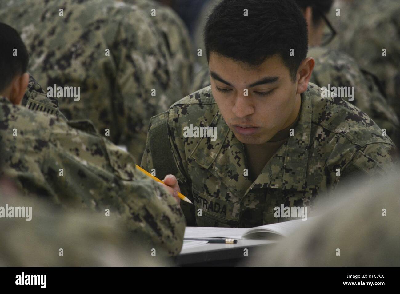 Navy operational support center nosc los angeles hi-res stock ...
